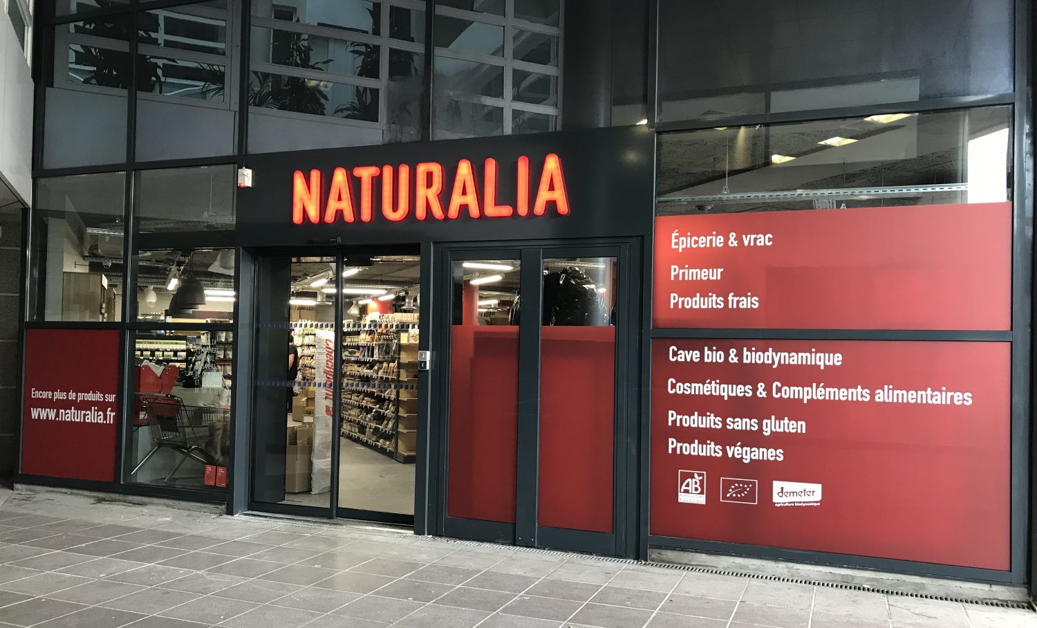 Magasin Naturalia - SCEAUX HOUDAN: France, Sceaux, 186 rue Houdan